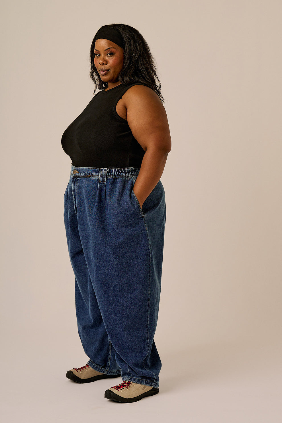 Ashby - Denim Barrel Leg Jeans in Mid Wash – Lucy & Yak