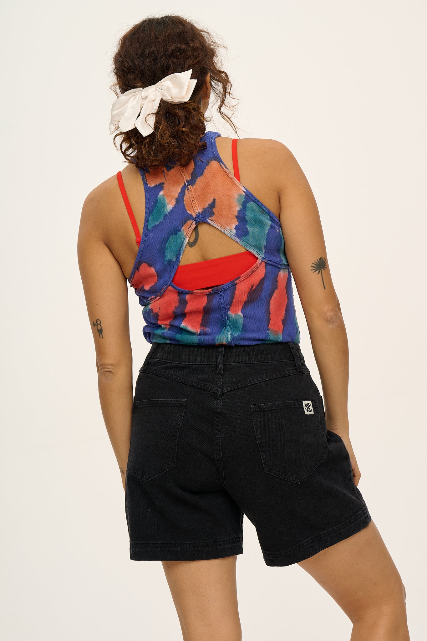 Lexi - High Waist Denim Shorts in Washed Black – Lucy & Yak