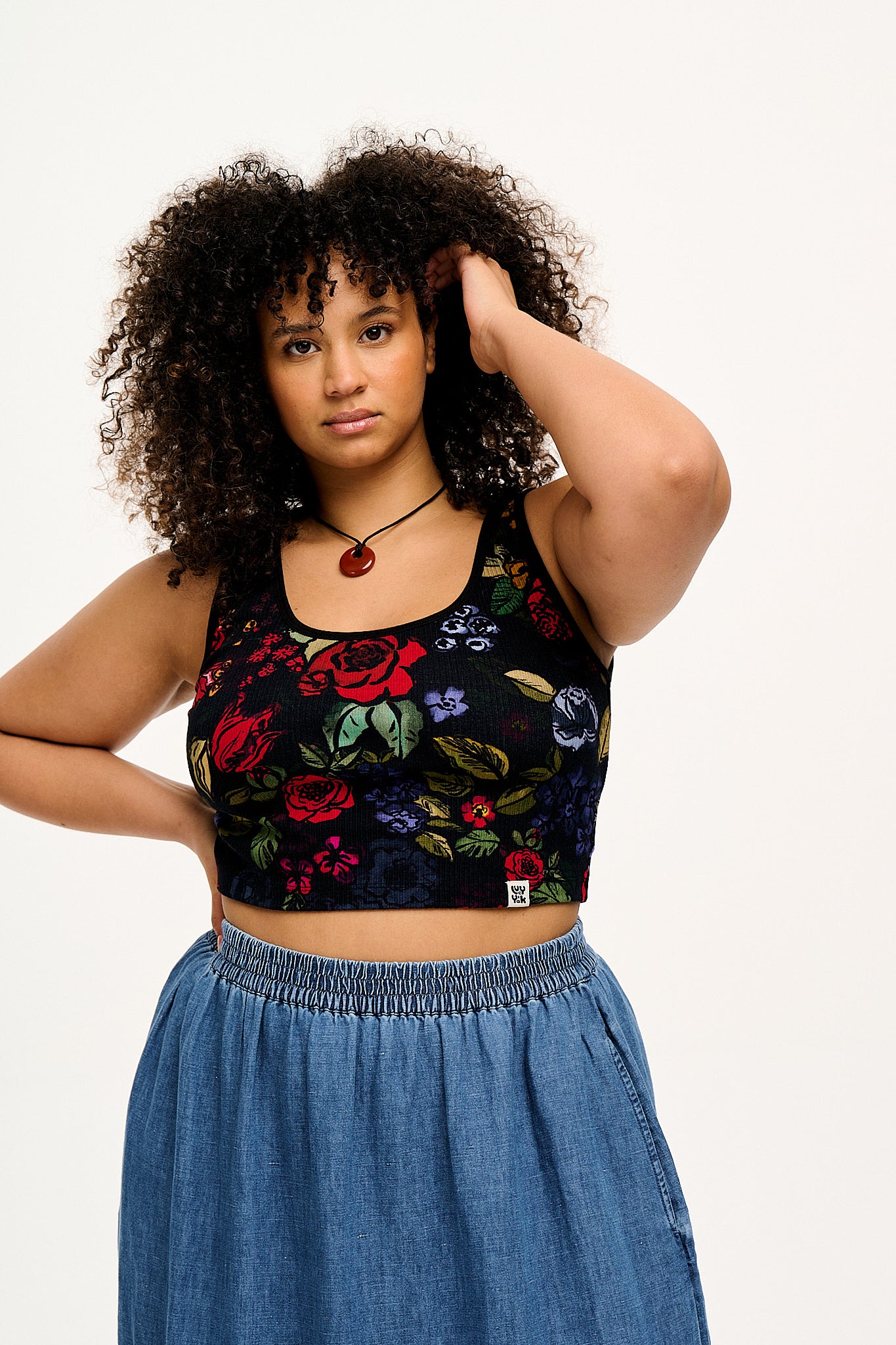 THE ICONS – Lucy & Yak