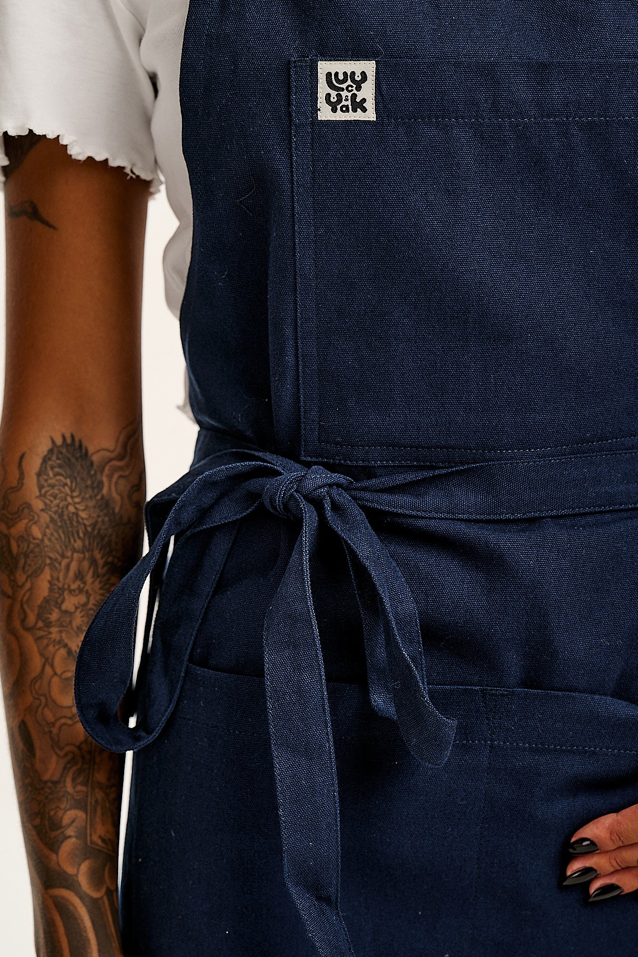 Ada - Midweight Cotton Apron in Navy Blue – Lucy & Yak