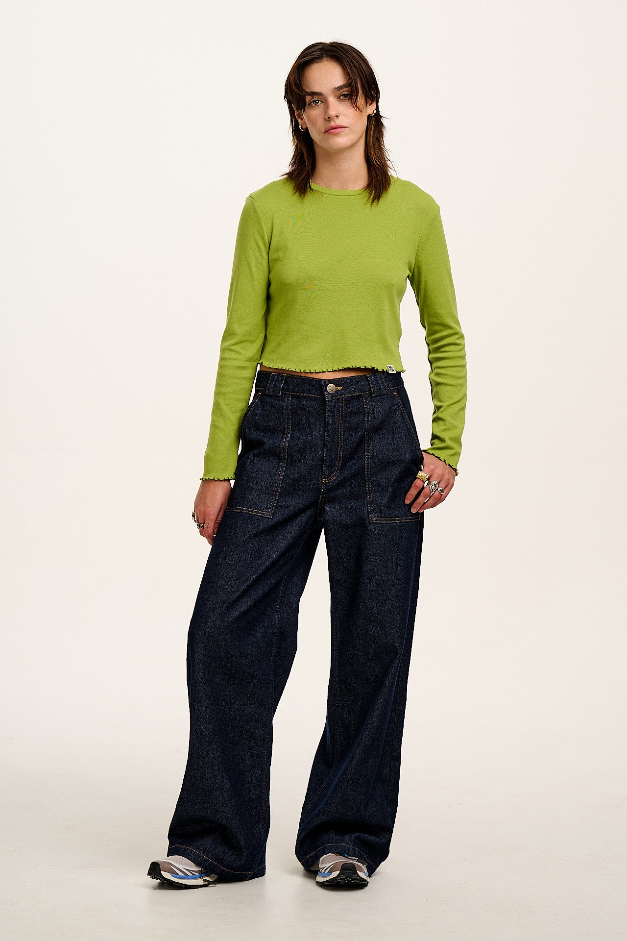 Hansel - Long Sleeve Cotton Crop Top in Lima Bean Green – Lucy & Yak